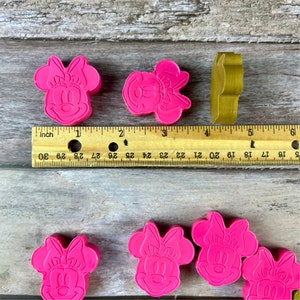 Minnie Mouse Shaped Crayons Ideal Party Favors & Gifts for Kids - Etsy