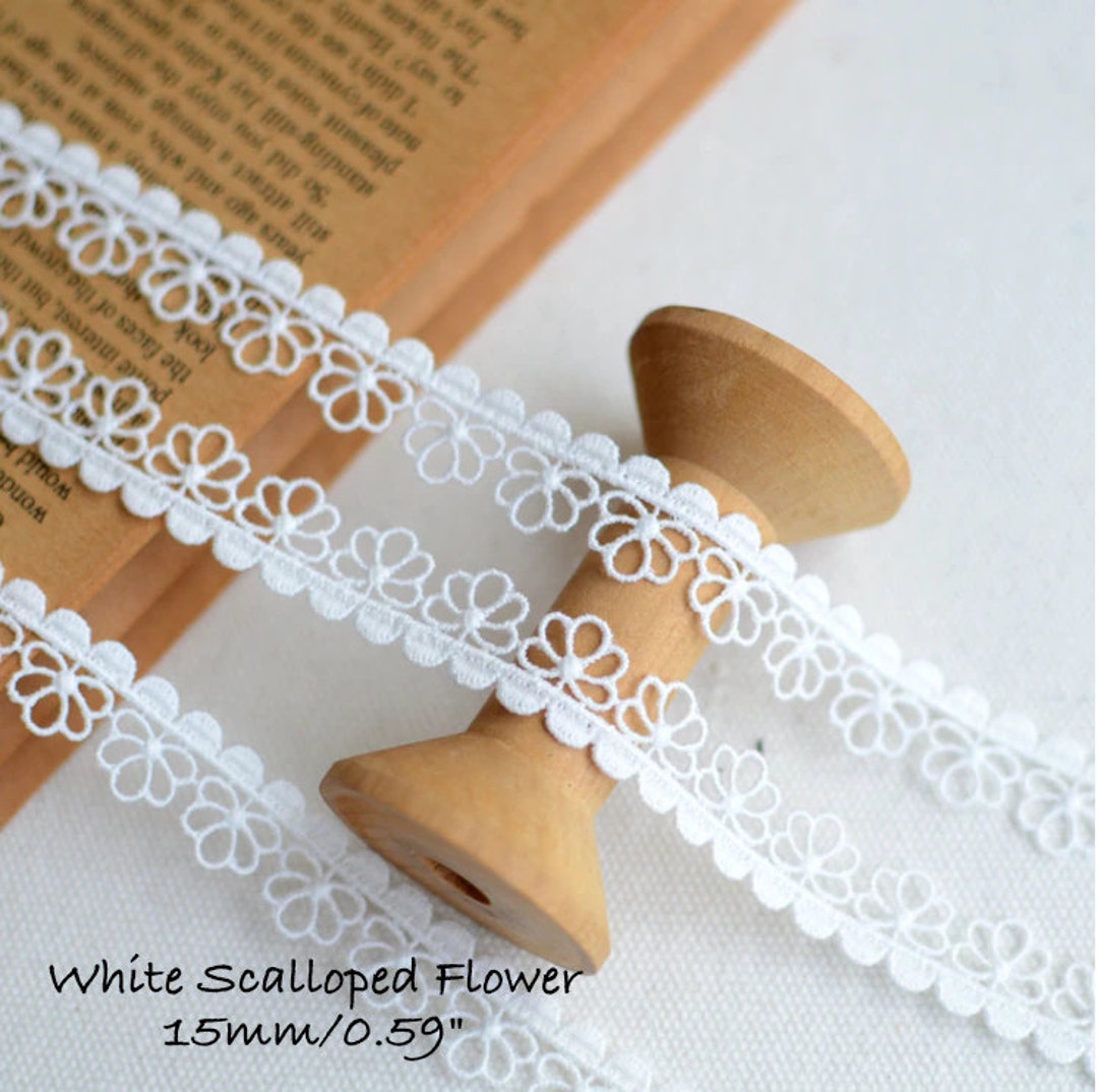 White Guipure Lace Trim , Black Guipure Embroidery, Black Lace Trim by ...