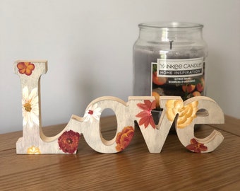 Wooden Hand Painted Love Sign - Etsy