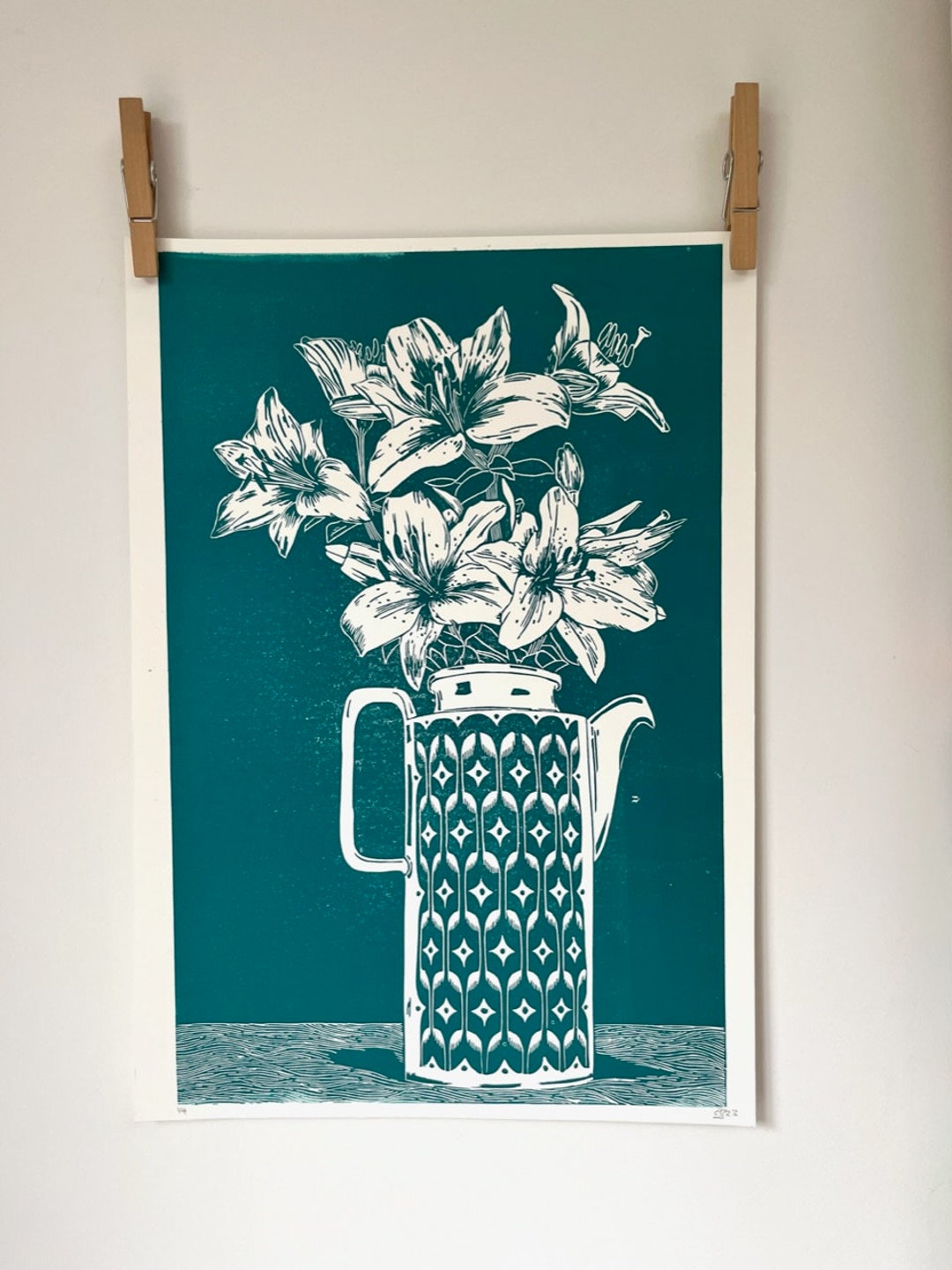 Lilly Floral Lino Print - Etsy