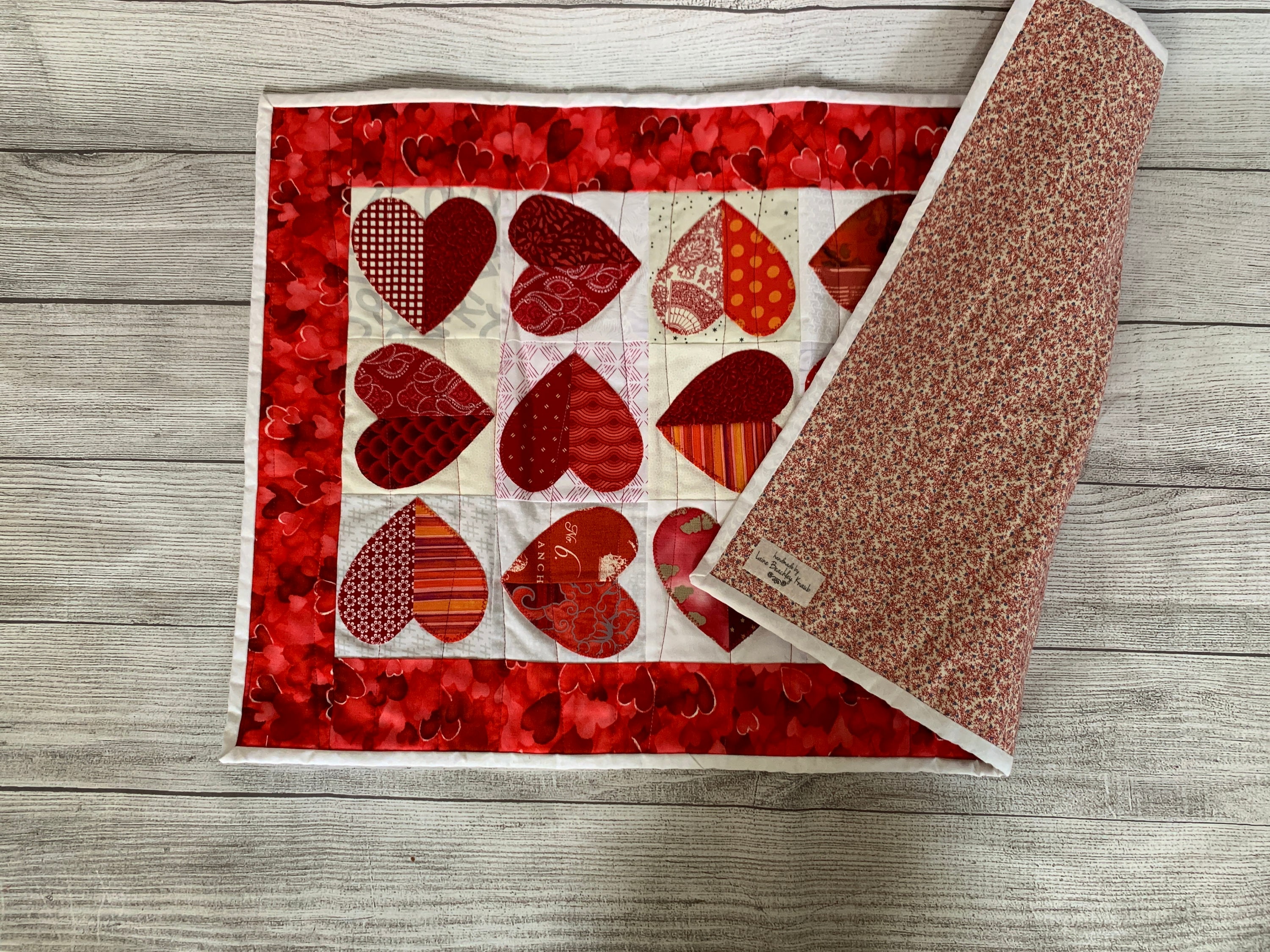 Hearts Table Topper - Etsy