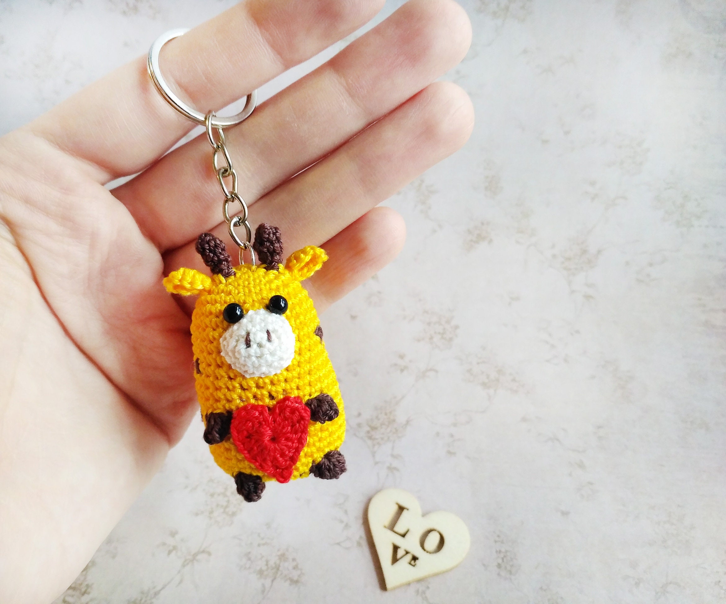 Giraffe With Tiny Heart Crochet Pattern, Cute Amigurumi Keychain DIY ...