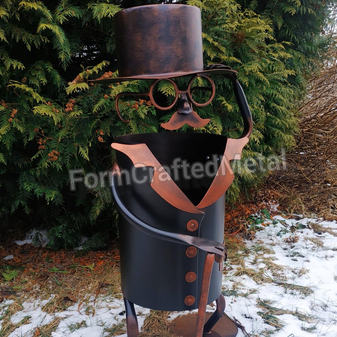 Waste Bin Trash Can Trash Bin Garden Sculpture, Garbage Can, Garden ...