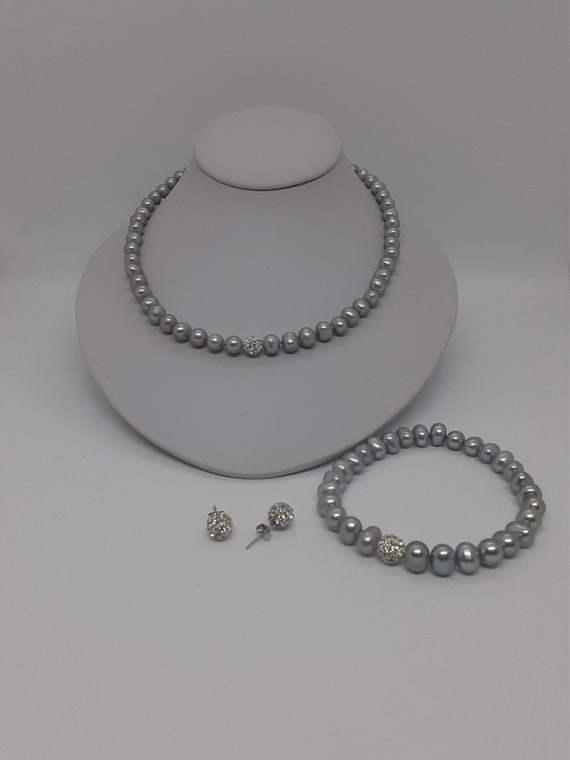 Grey pearl necklace set store