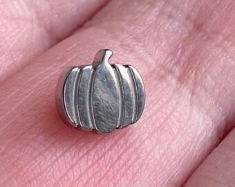 Halloween Threadless Labret - Etsy