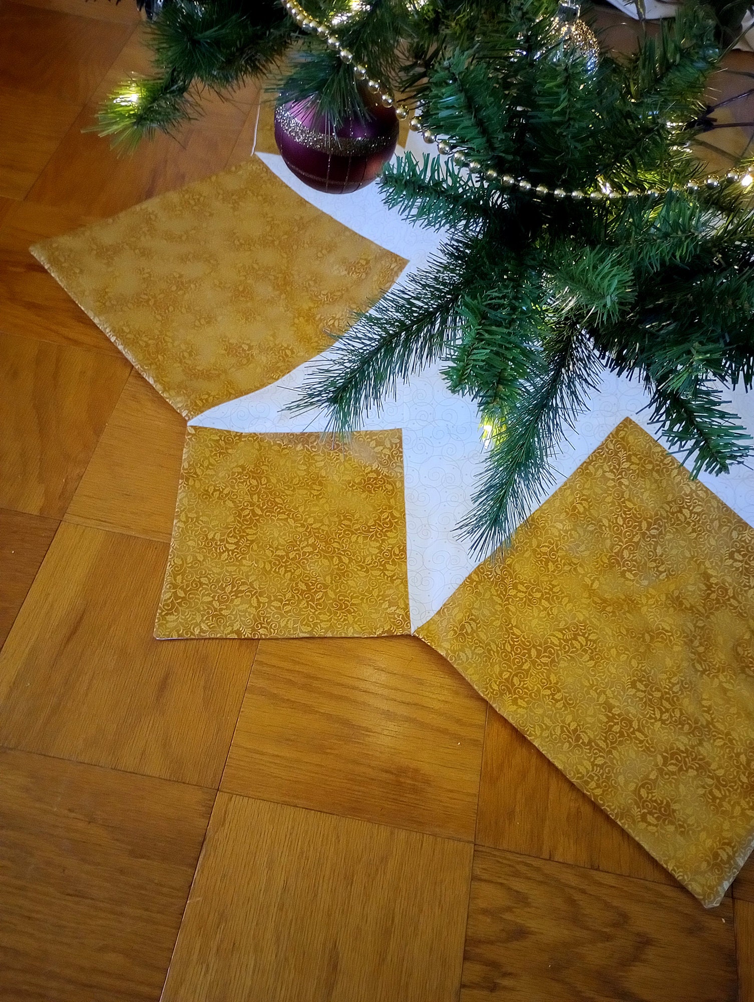 White and Gold Tree Skirt Star 60 Inch White Gold Tree Skirt Handmade ...