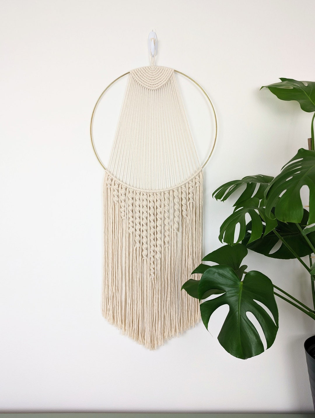 Round Macrame Wall Hangingnull