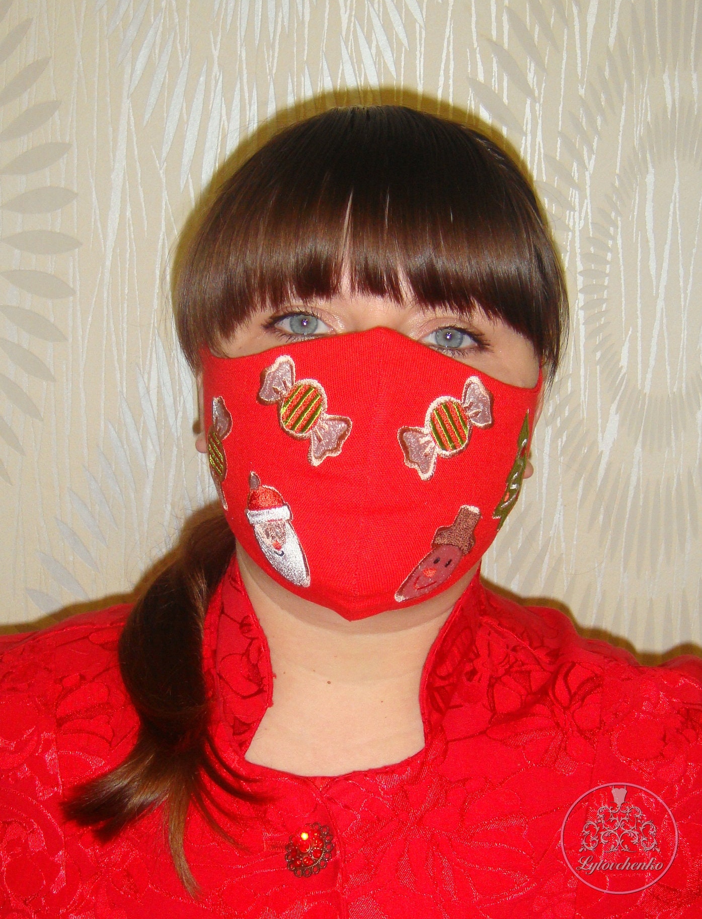 Embroidered Red Linen Face Mask for Christmas Holidays. Washable ...