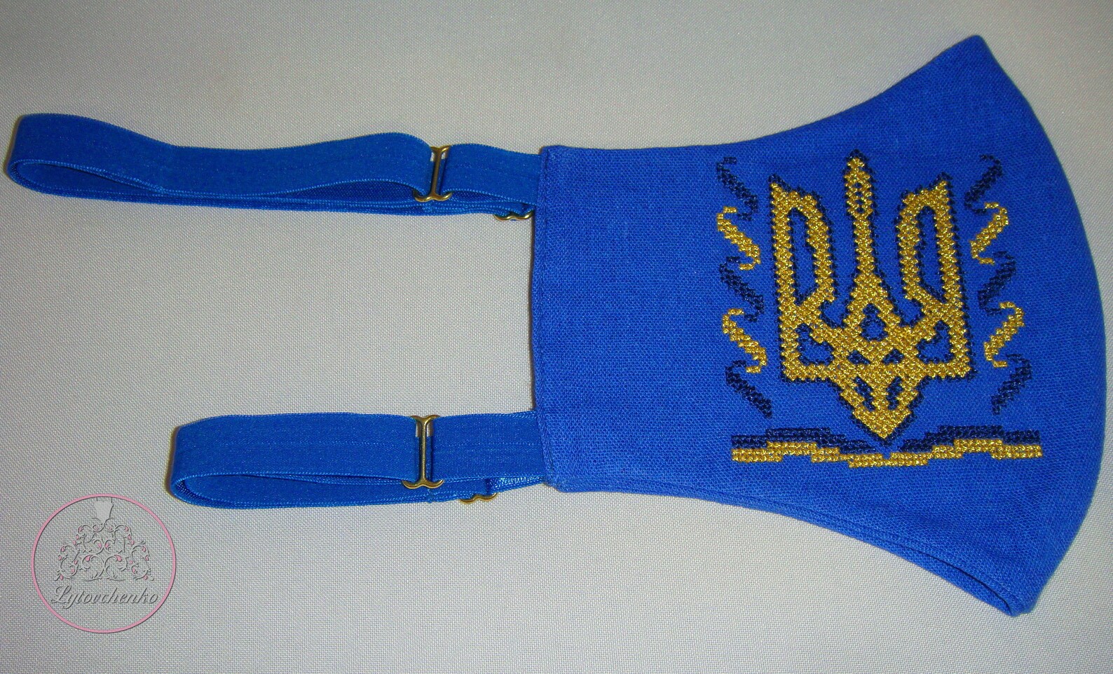 Ukrainian Face Mask With Embroidered Tryzub for a Man. Linen Blue ...