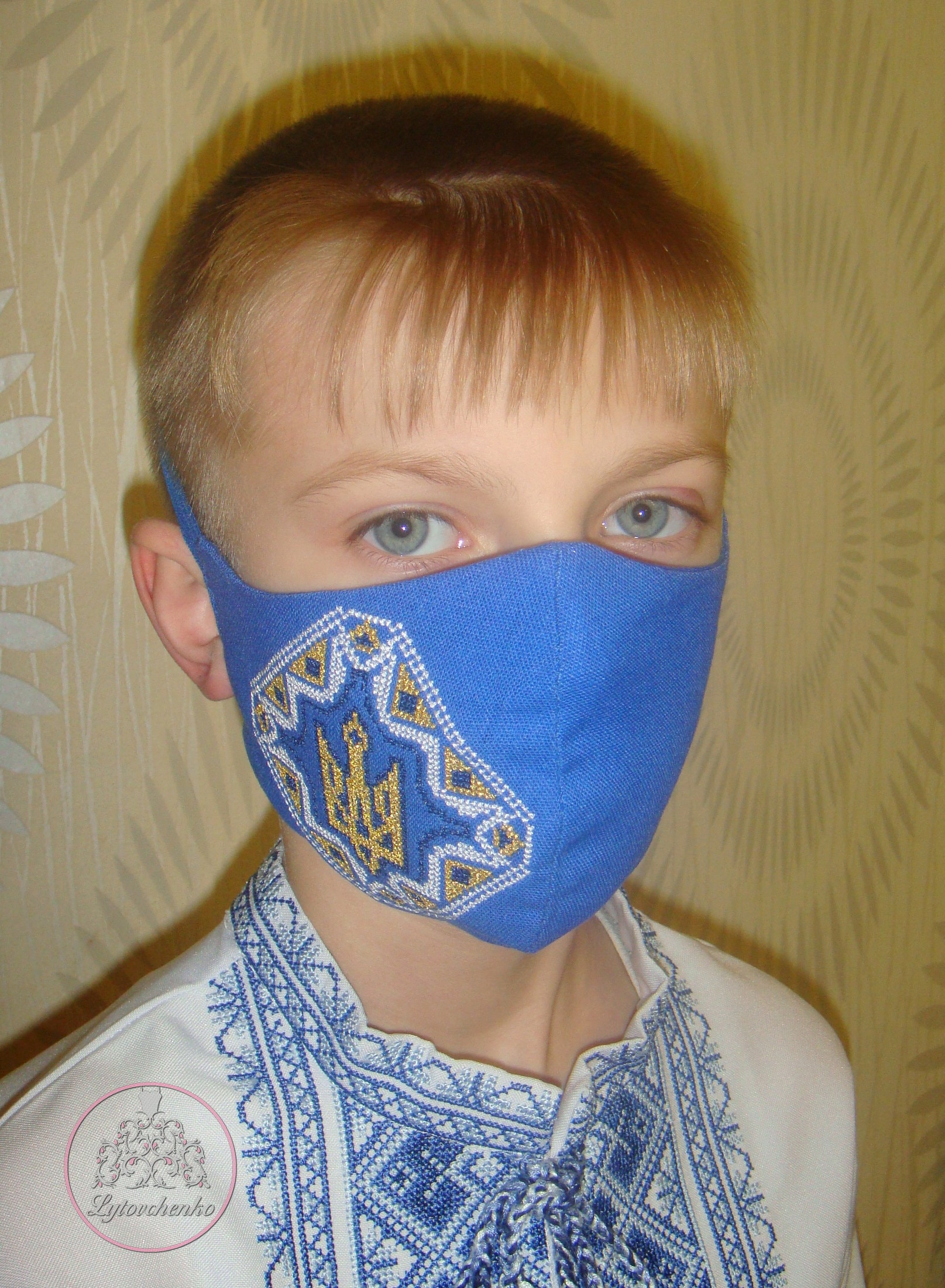 Linen Blue Face Mask With Embroidered Ukrainian Tryzub for a - Etsy