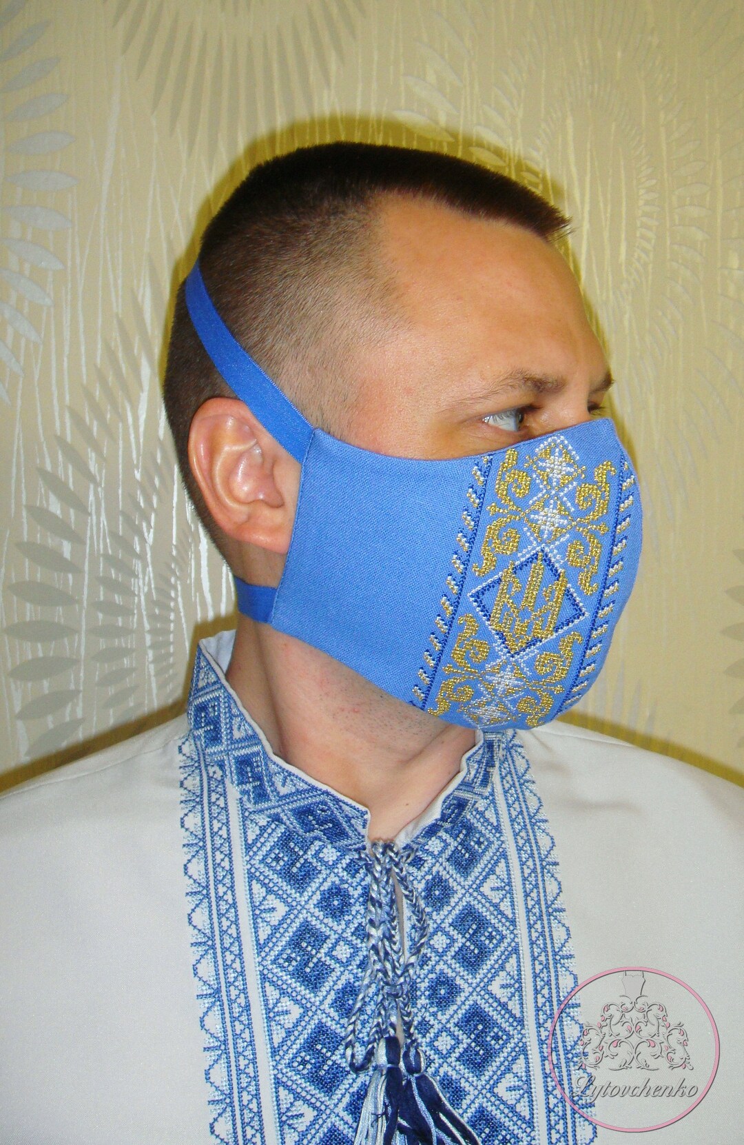 Ukrainian Linen Face Mask With Embroidered Ukrainian Tryzub for a Man ...