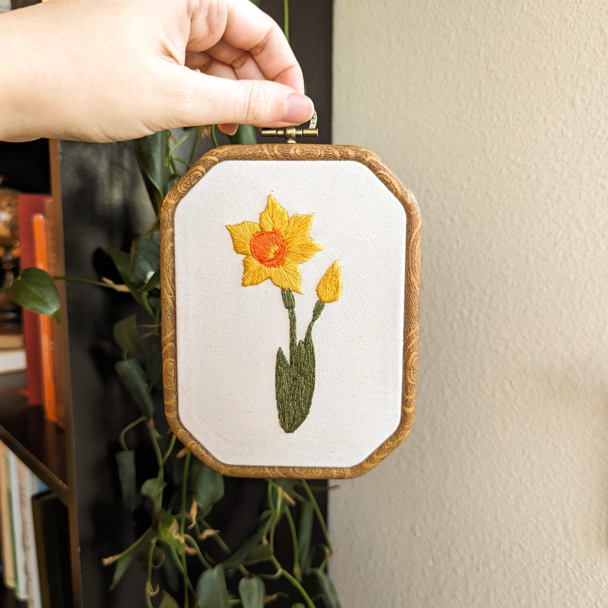 March daffodil Birth Flower Embroidery Pattern Digital Download PDF Beginner Spring Floral ...