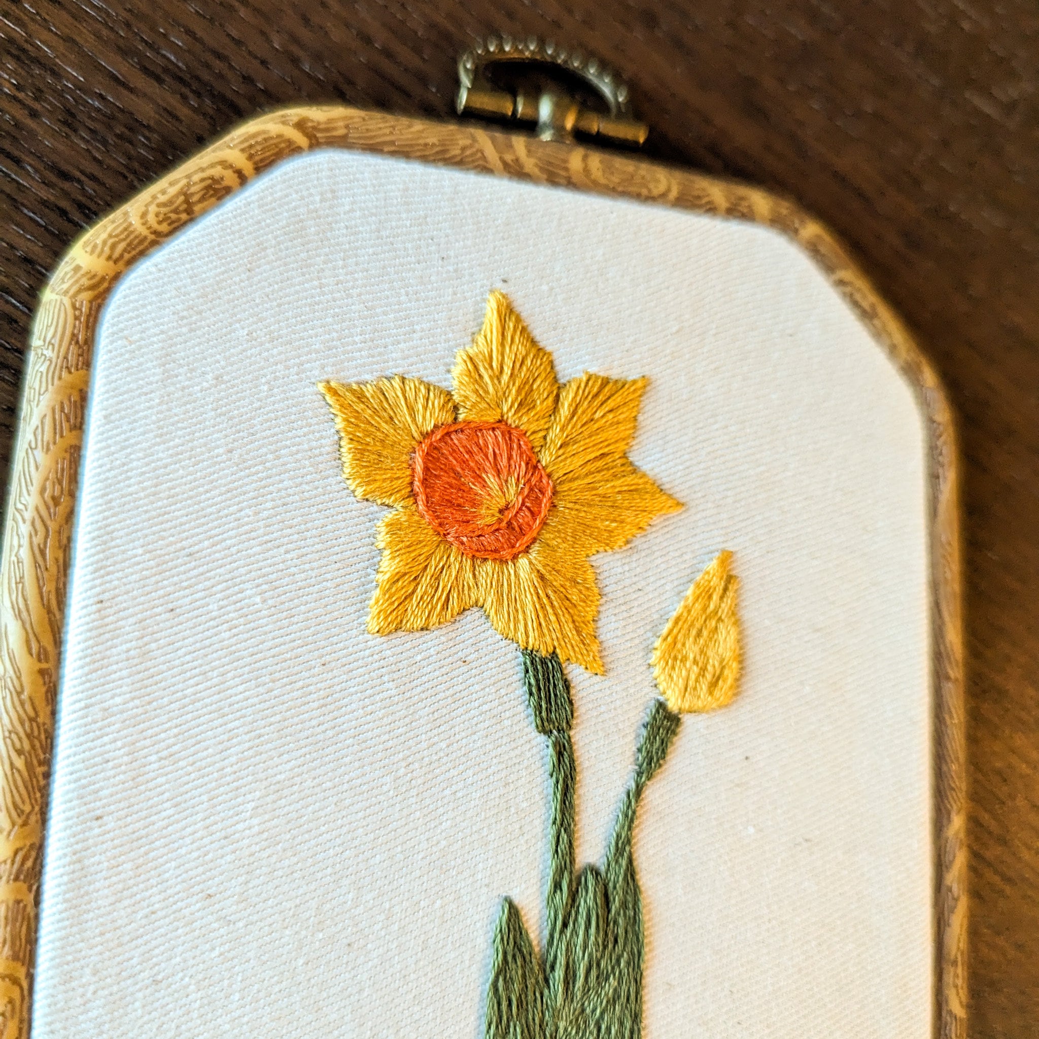 March daffodil Birth Flower Embroidery Pattern Digital Download PDF Beginner Spring Floral ...