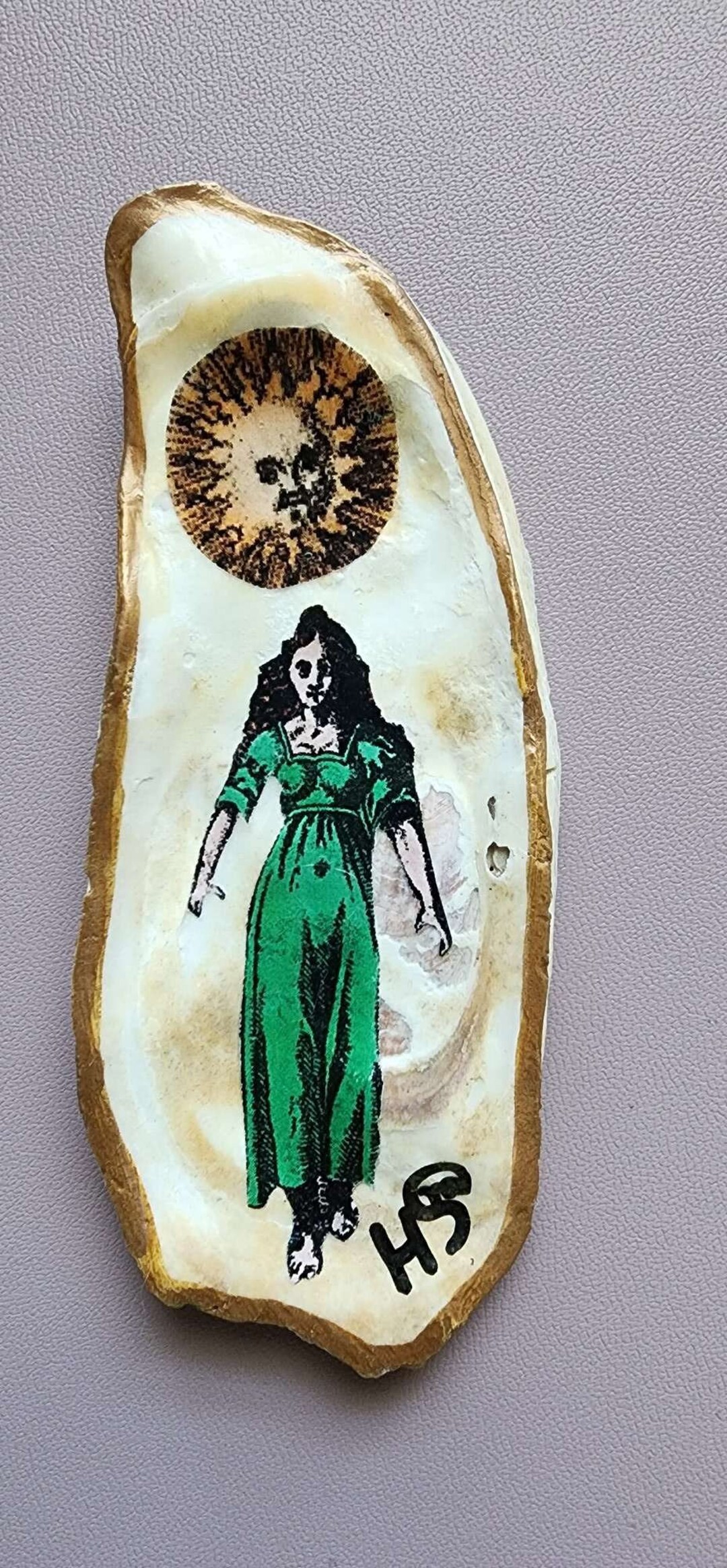 Alchemist Lady in Green Oyster Shell - Etsy