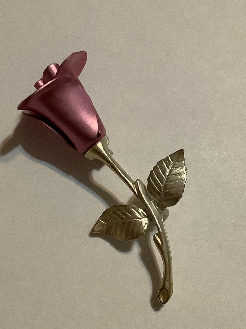 Avon Pink Rose Silvertone Stem Brooch Vintage - Etsy