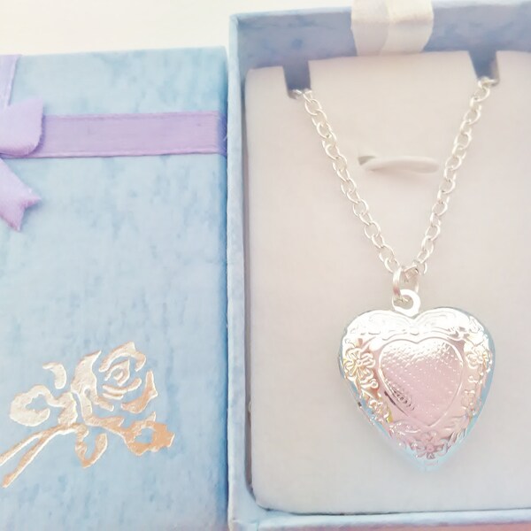 Heart Locket - Etsy