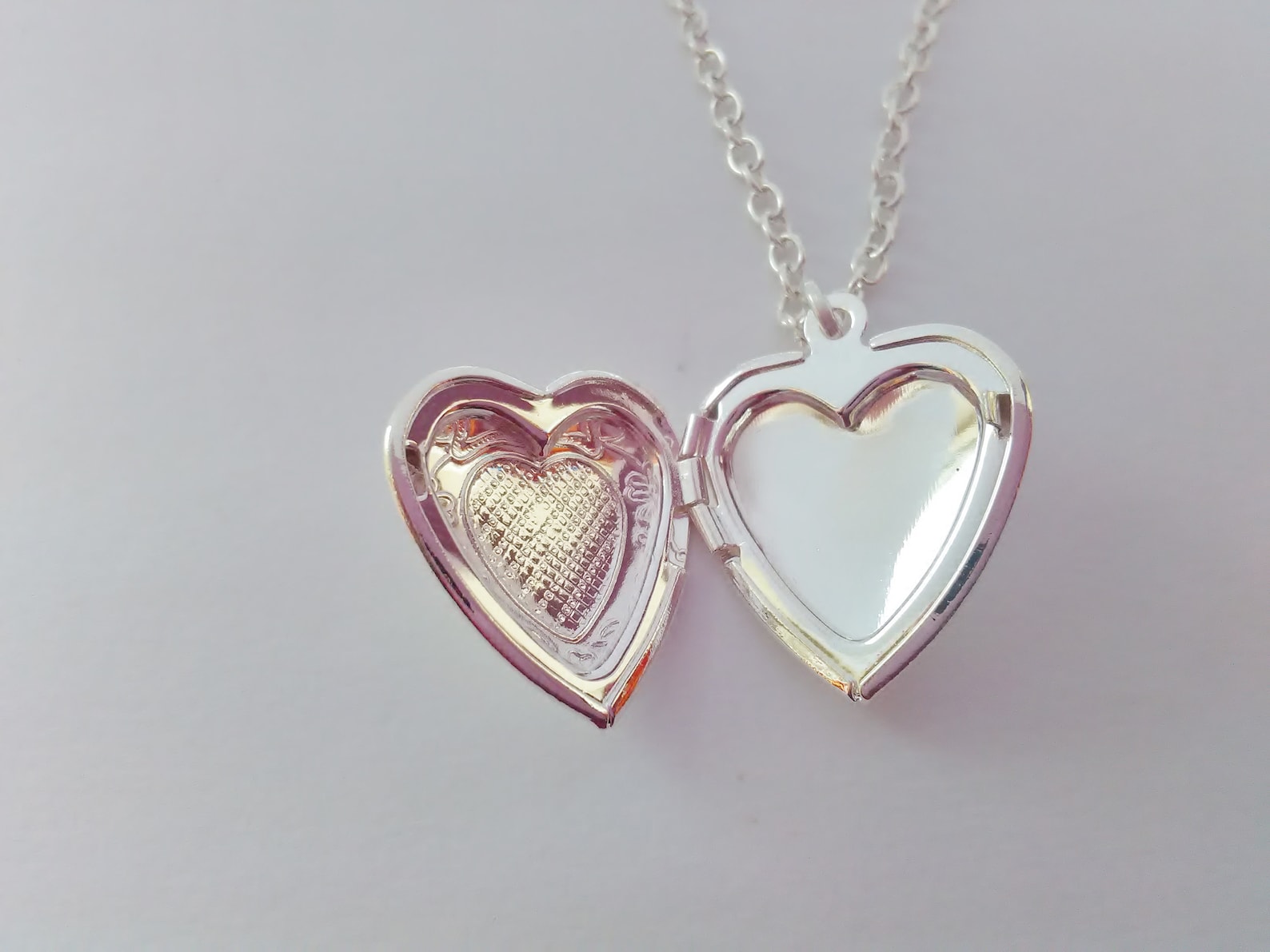 Child Heart Locket Pendant Necklace 20mm 3/4in on Silver Plated Chain ...