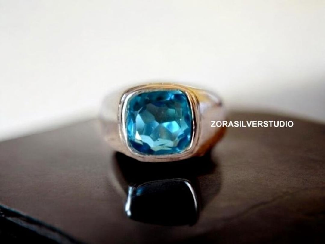 Swiss Blue Topaz Signet Ring, 22k Gold Vermeil Over Sterling Silver ...