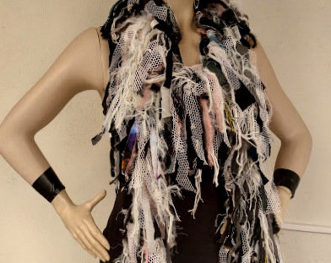 Die Frayed Yarn and Jeans Denim Necklace Scruffy Torn Jeans Fabric ...