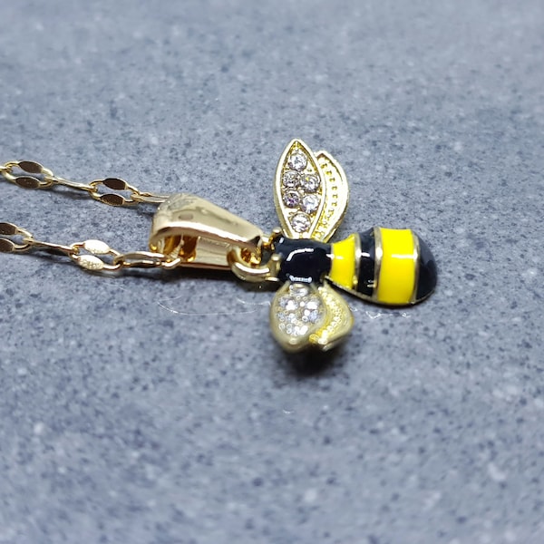 Bumble Bee Necklace - Etsy