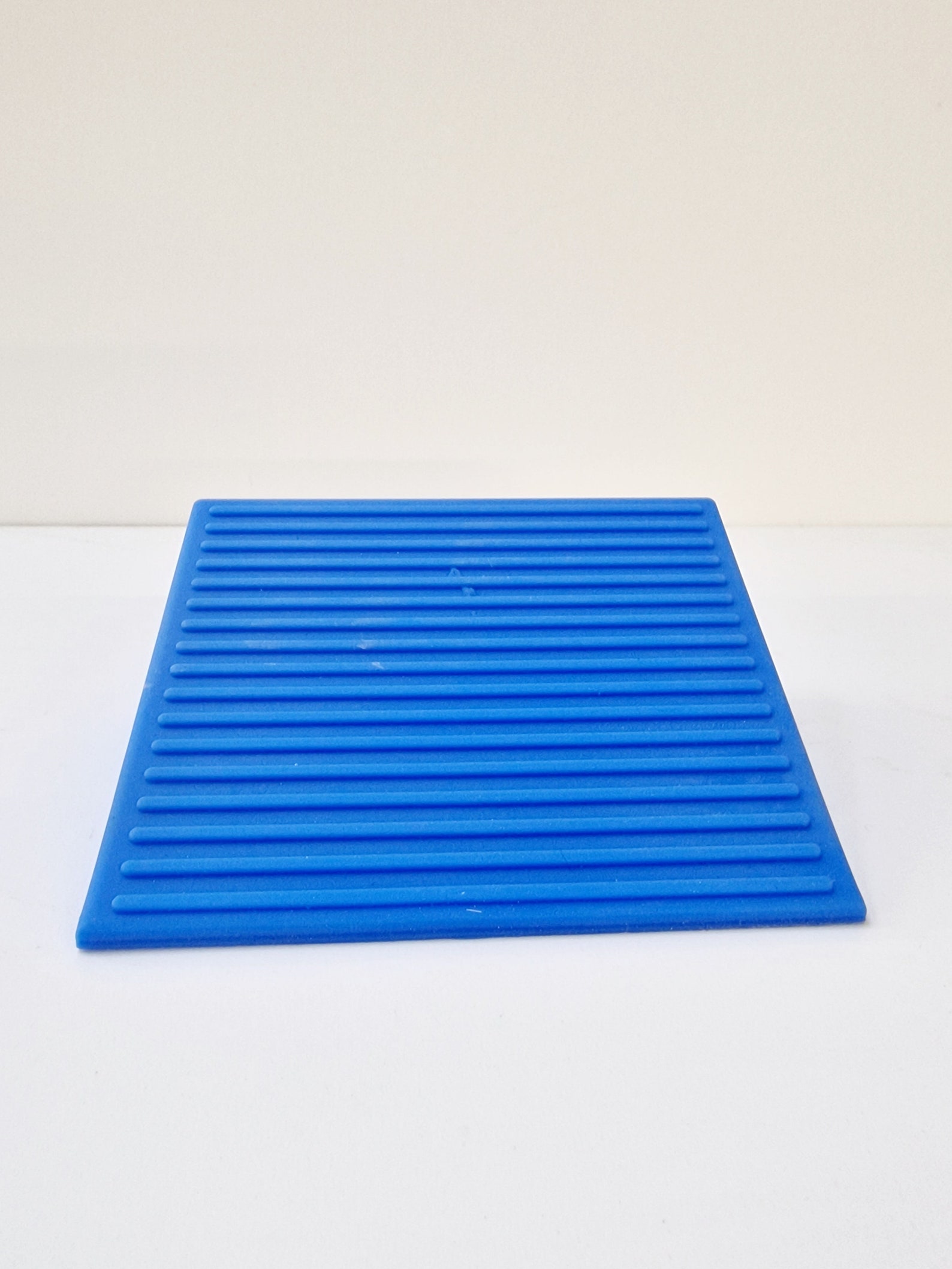 Silicone Stone Wedge/ Artstone Support - Etsy