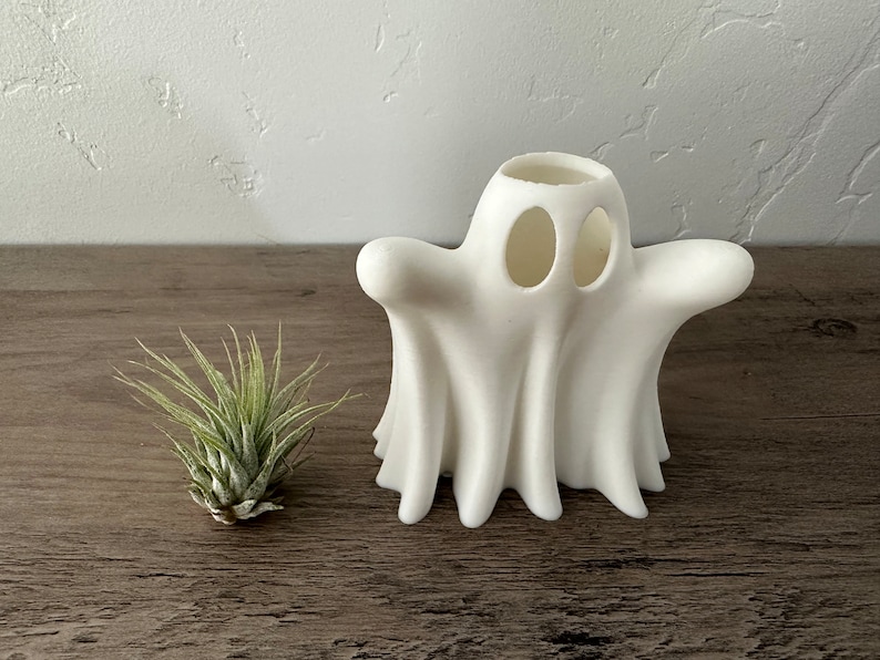 Spooky Ghost Air Plant Planter: Halloween Desk Decor With Live ...