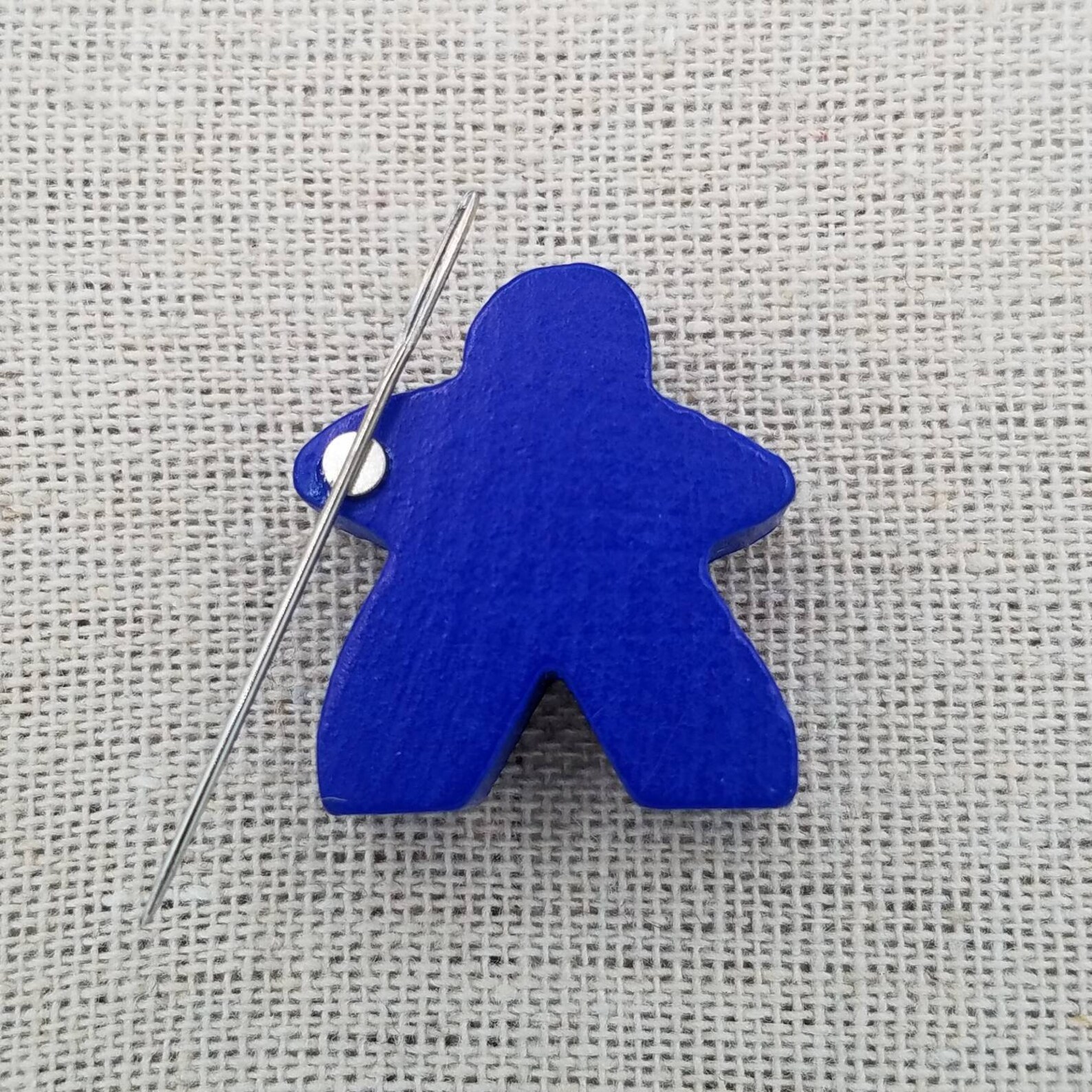 Wooden Meeple Needle Minder | Board Game | Nerdy | Geeky | Magnetic ...