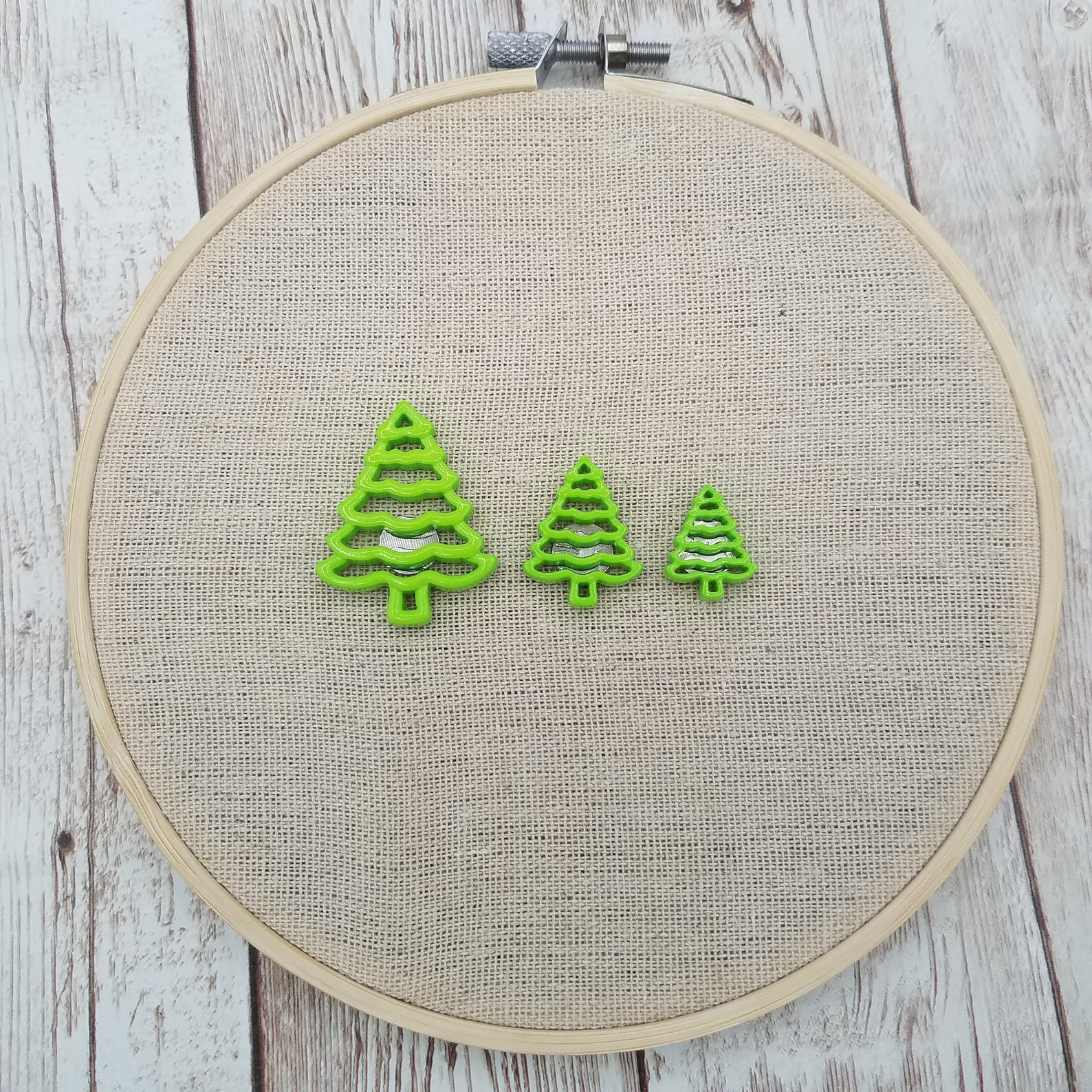 Christmas Tree Needle Minder | Green Christmas Tree | Pine Tree ...