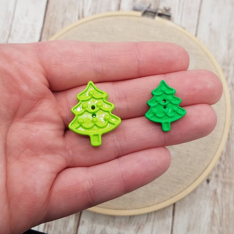 Christmas Tree Needle Minder | Green Christmas Tree | Winter | Holiday ...