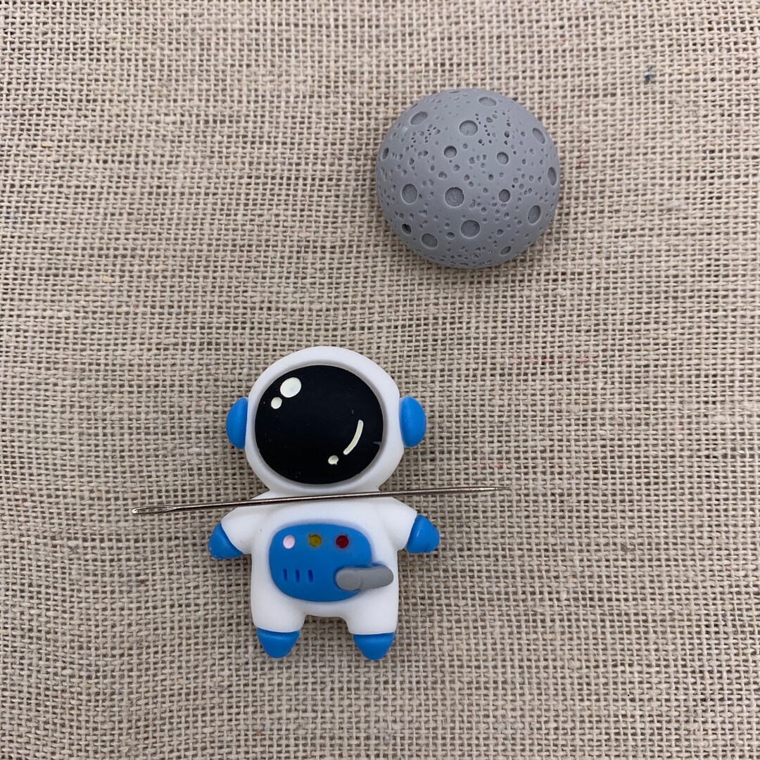Astronaut & Moon Needle Minder | Space | Galaxy | Magnetic Needle ...