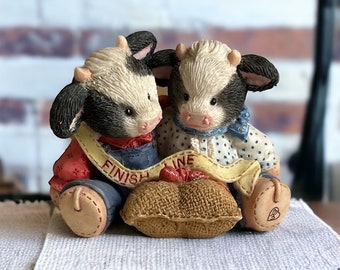 Mary's Moo Moos Figurine hats off to Moo, Partner 114591 Enesco 2003 ...