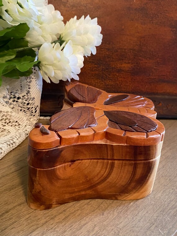 Butterfly Wooden Puzzle Box Gift Box - Hand Carved Bu… - Gem
