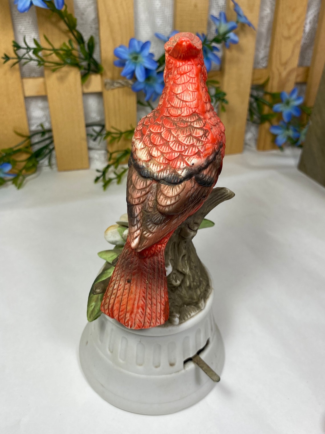 Royal Crown Red Cardinal Bird Figurine - Etsy