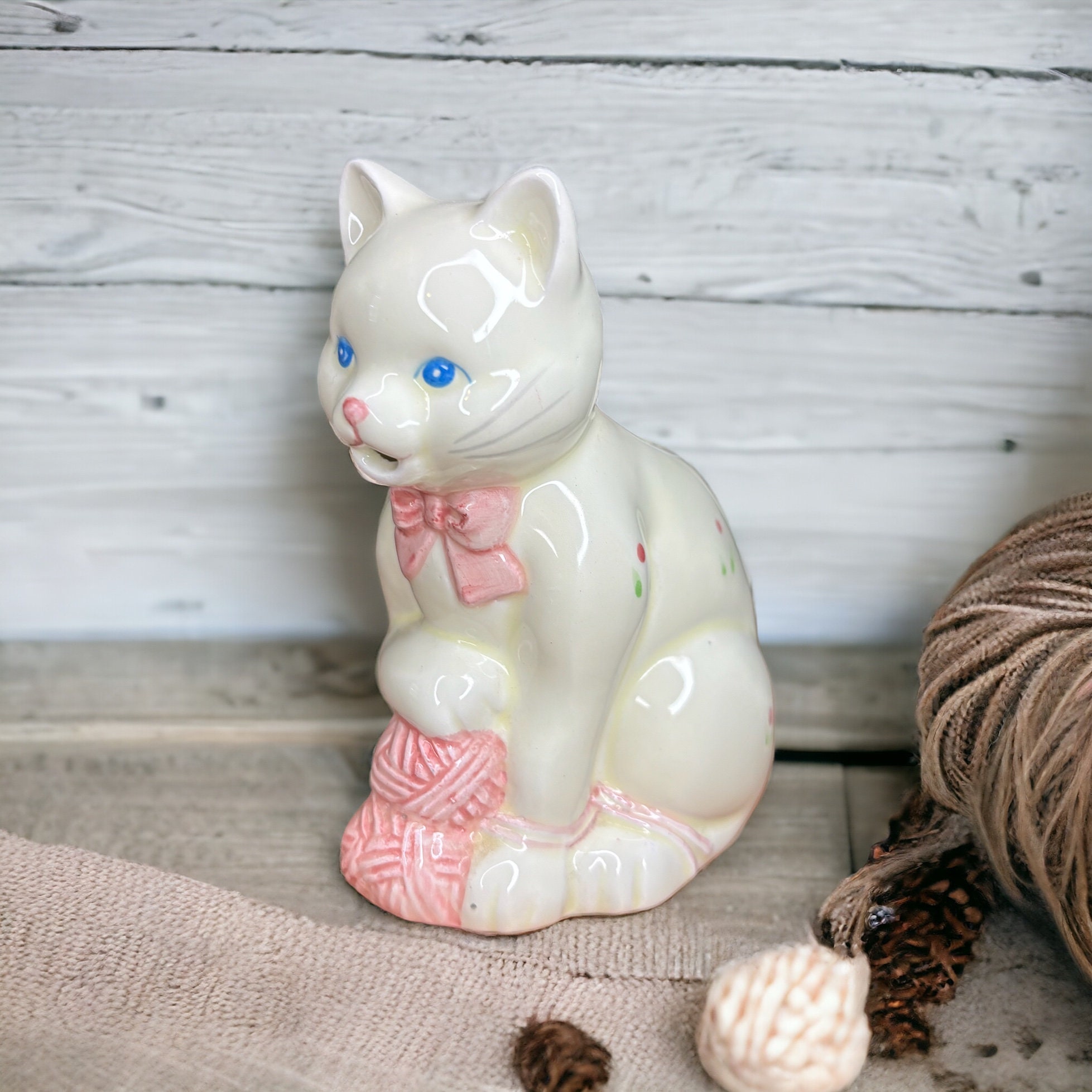 Vintage Russ Cozy Cat Creamer Pitcher and Cozy Kitty Cat Salt and ...