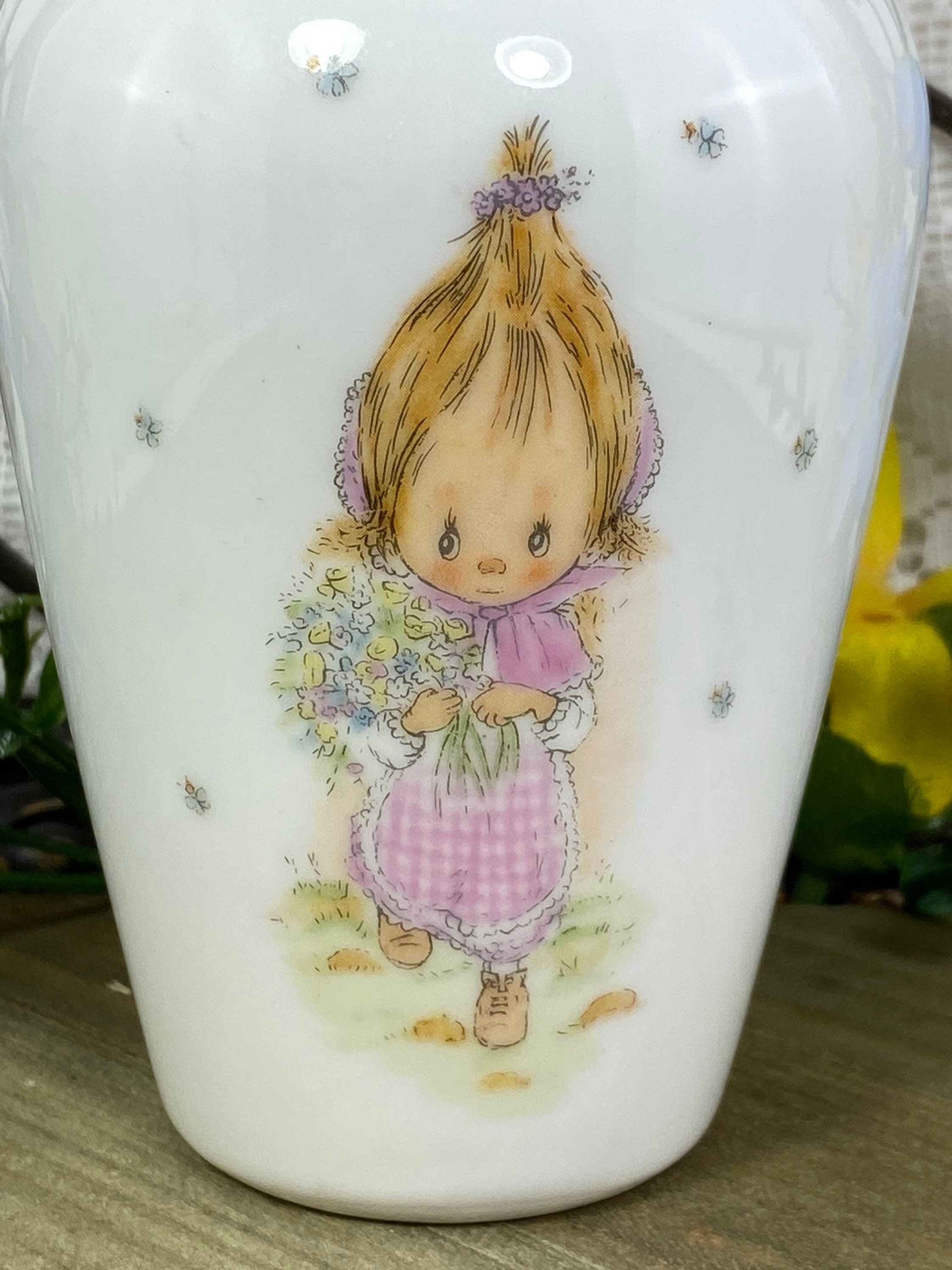 Hallmark Betsey Clark Vase 1976, Little Gallery - Etsy