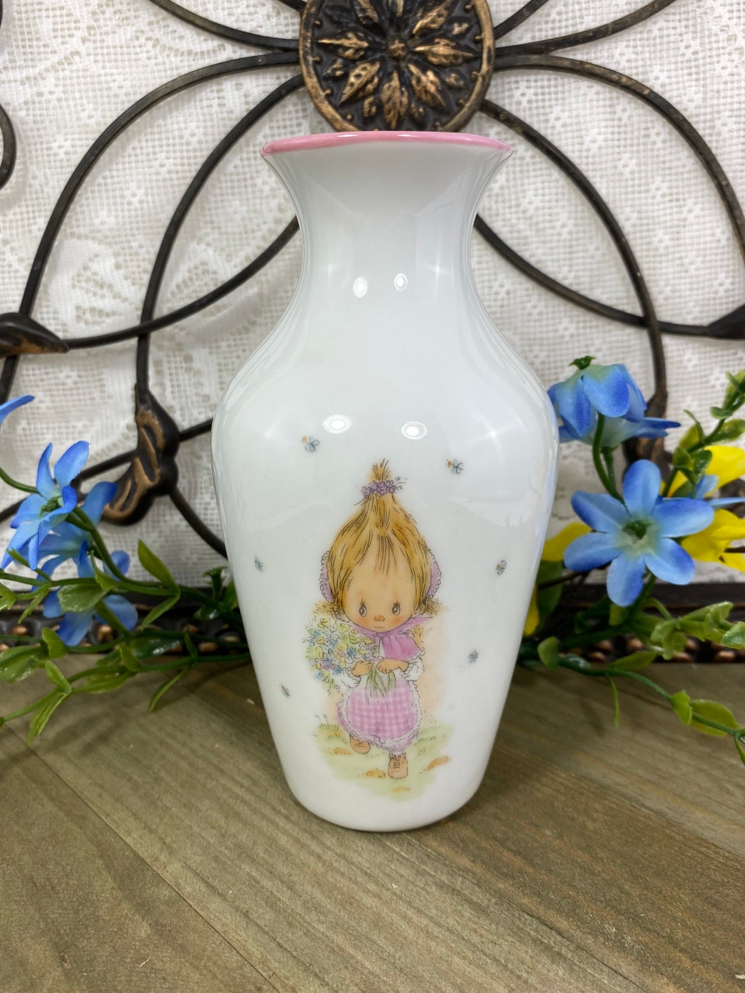 Hallmark Betsey Clark Vase 1976 Little Gallery - Etsy