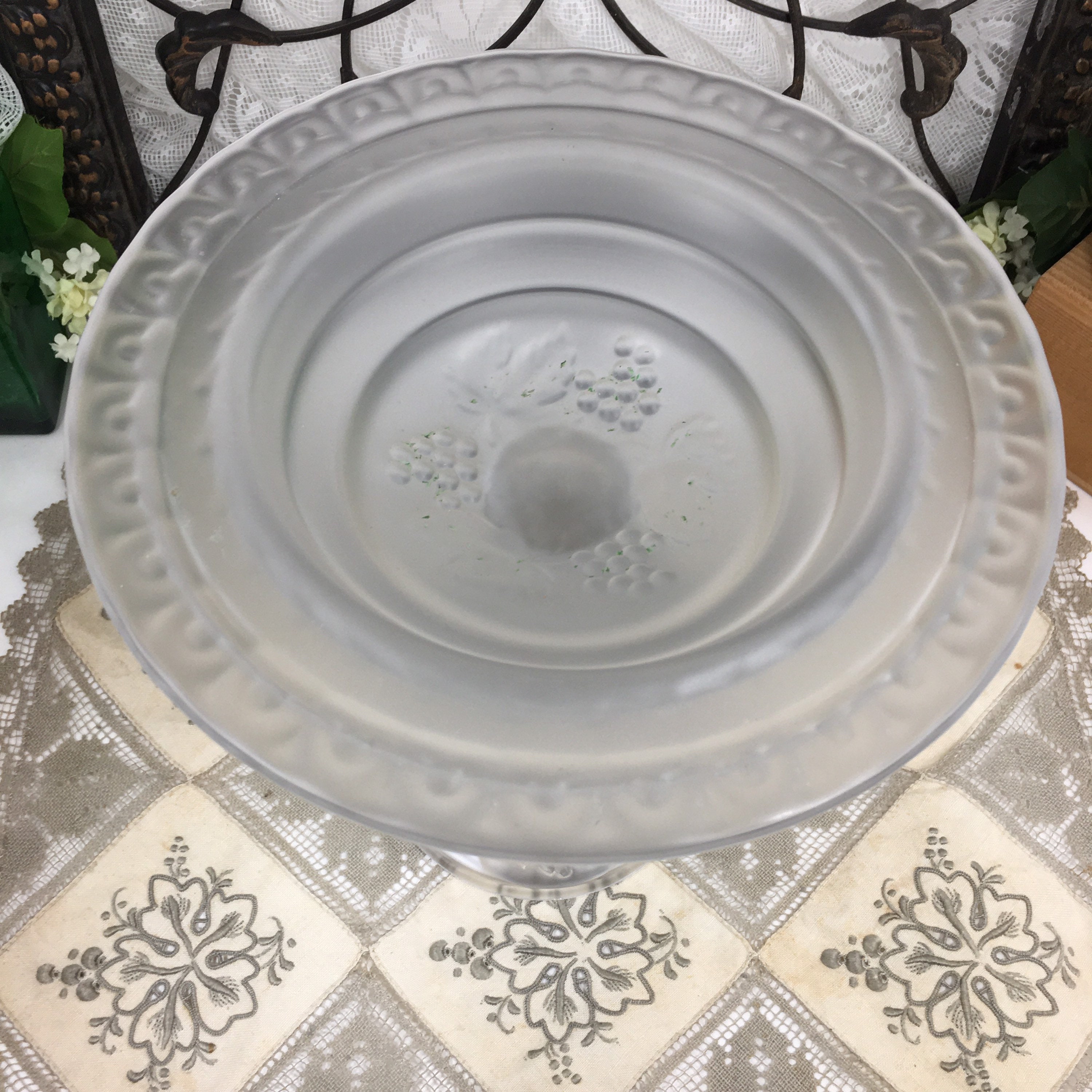 Cherub Compote Frosted Glass Cherub Pedestal Compote With - Etsy UK