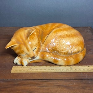 Vintage Sleeping Orange Tabby Cat Figurine by Goebel, Napping Cat - Etsy