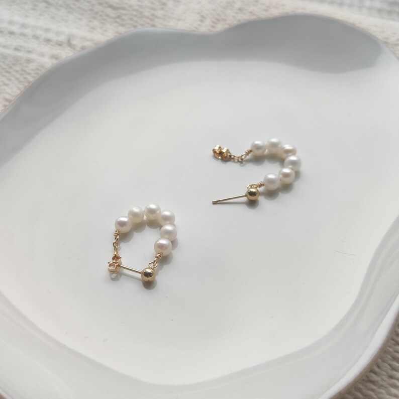 14k Gold beaded pearl earrings/ dainty pearl earring/beaded | Etsy