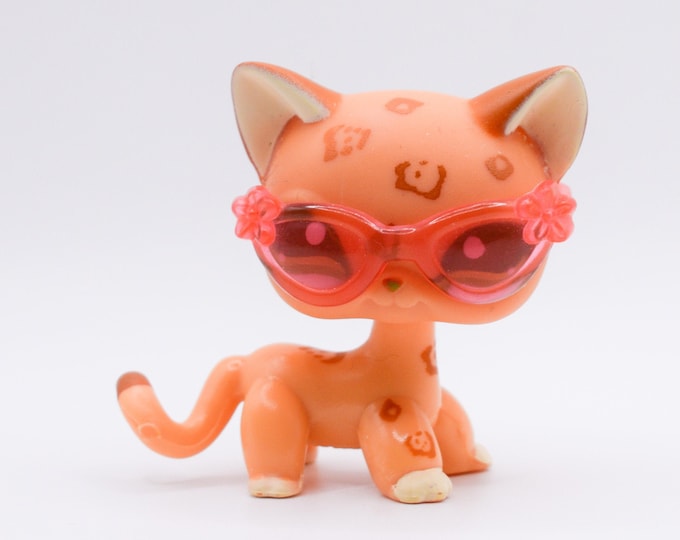 LPS | Cute Shorthair Leopard Cat #1120 | Authentic Littlest Pet Shop ...