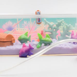 LPS Littlest Pet Shop Bobbing Fish Treasure Chest Cove Kenner Collector ...