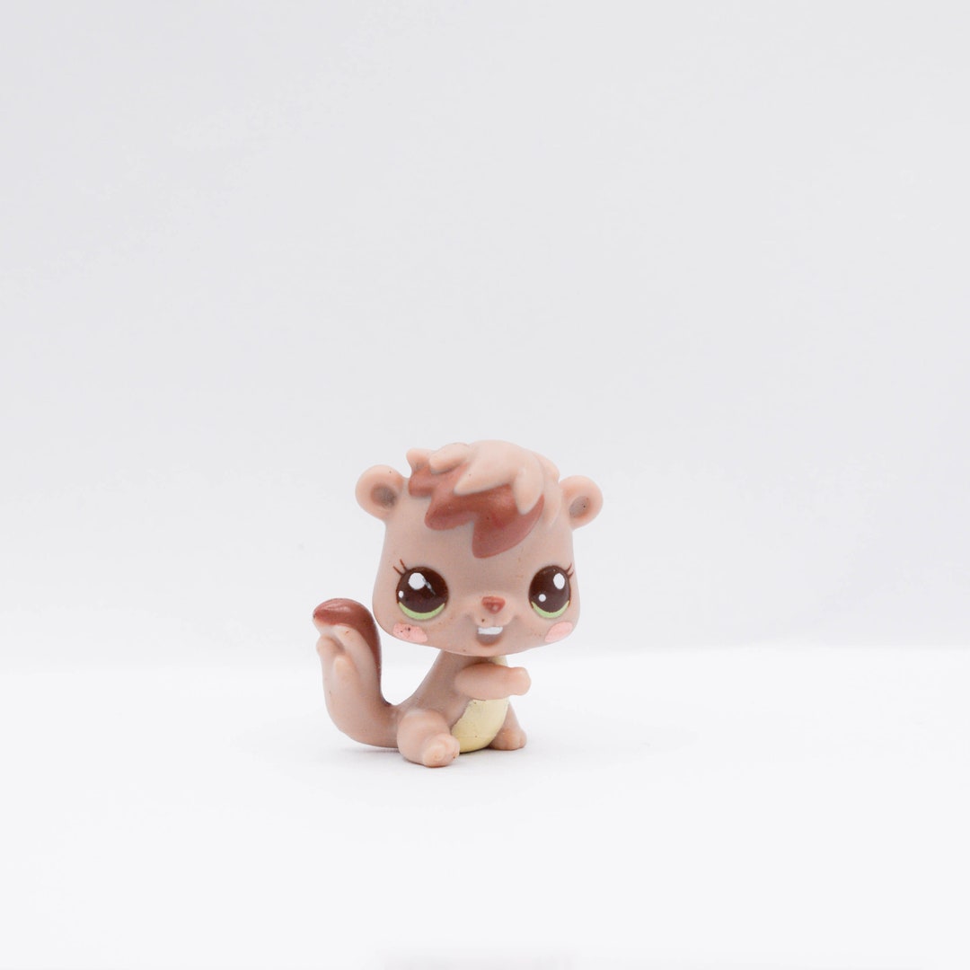 LPS Adorable Baby Squirrel 2562 Authentic Littlest Pet Shop Hasbro ...