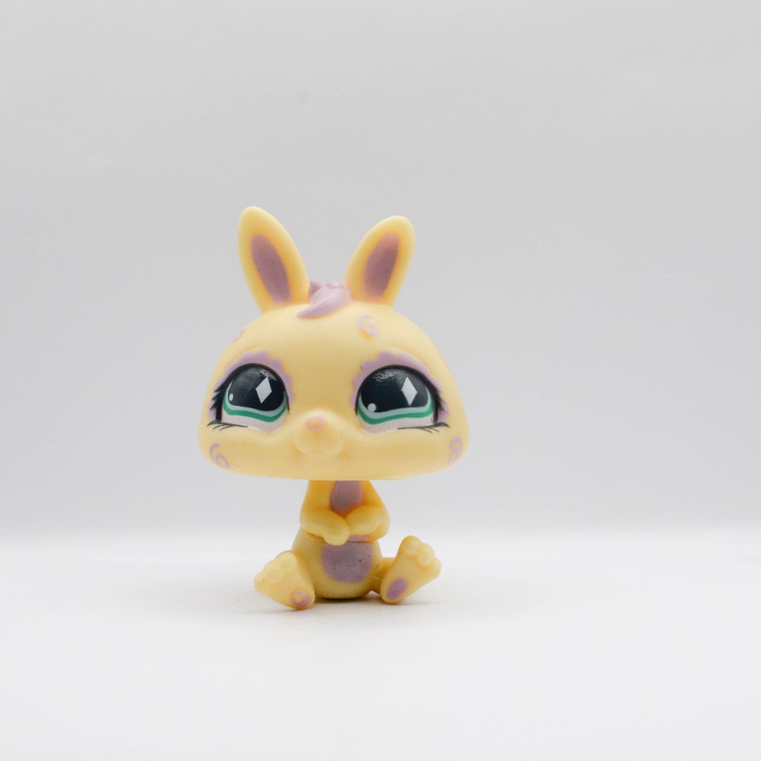 LPS Adorable Rabbit 471 Authentic Littlest Pet Shop Hasbro Collector ...