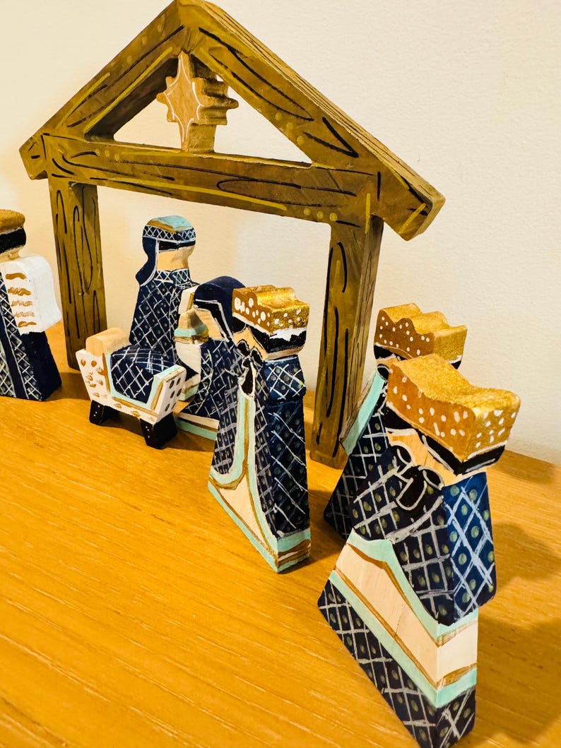 Hand-painted Wooden Nativity Set - Etsy