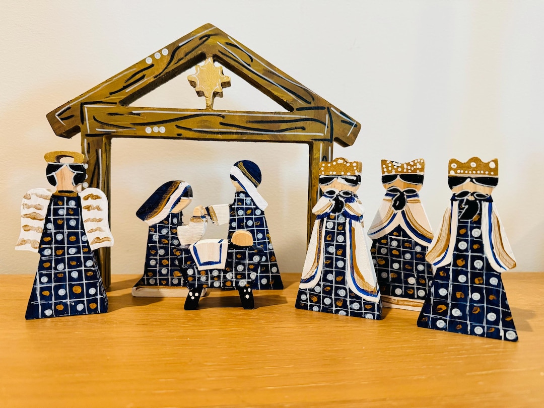 Hand-painted Wooden Nativity Set - Etsy