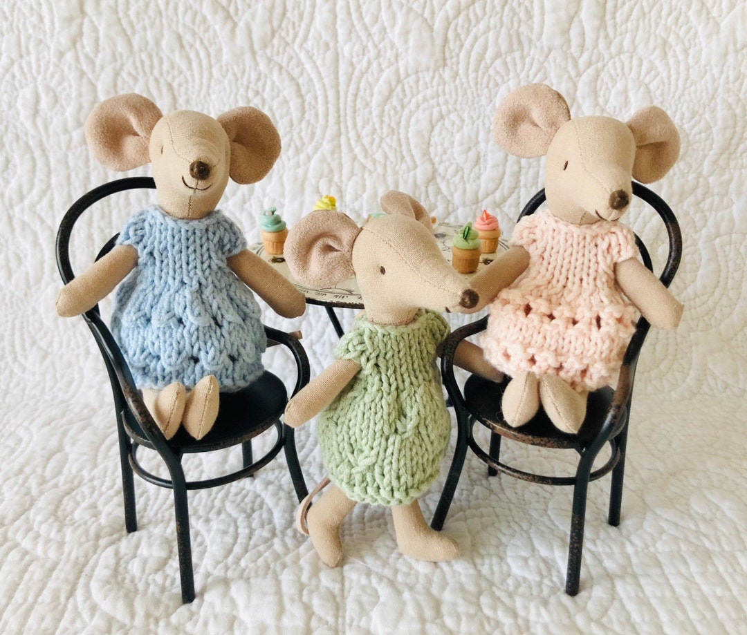 Maileg Big Sister 5" Mouse Hand-knit Dresses -- Blue, Green, or Apricot ...