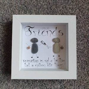 Personalised True Friends Pebble Art Frame. Friendship, Besties, Best ...