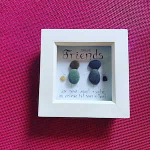 Personalised True Friends Pebble Art Frame. Friendship, Besties, Best ...
