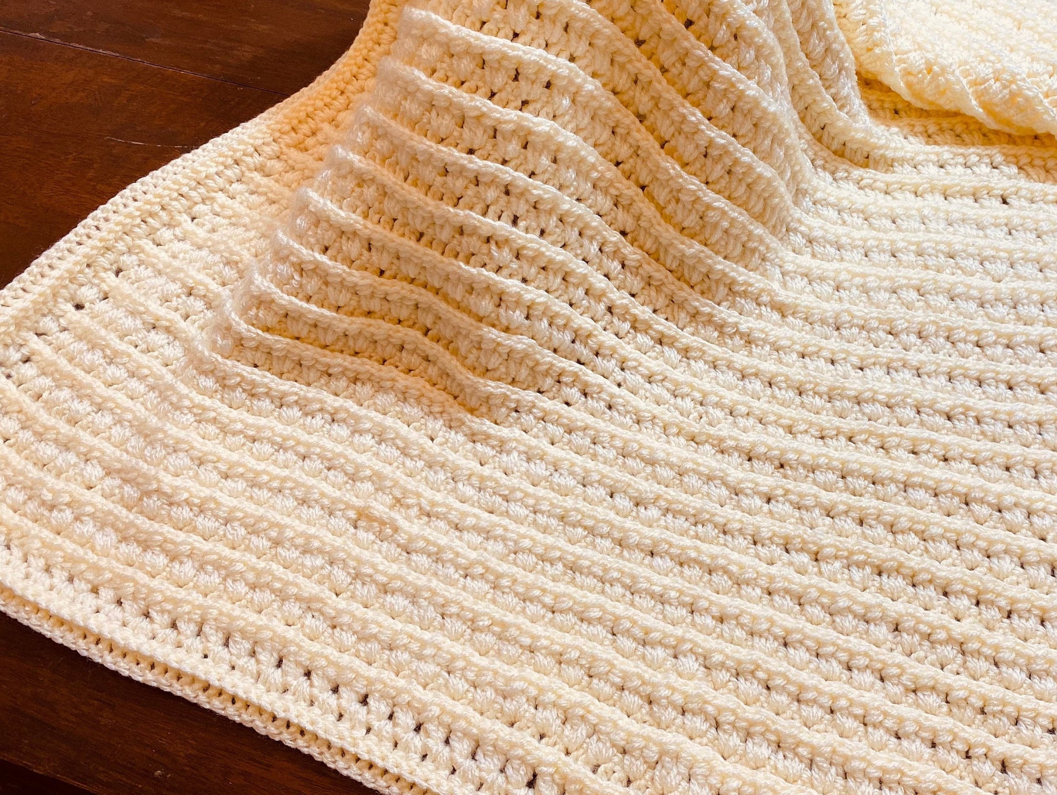 CROCHET PATTERNS ⨯ Light Weight Crochet Blanket Throw, Easy Crochet ...