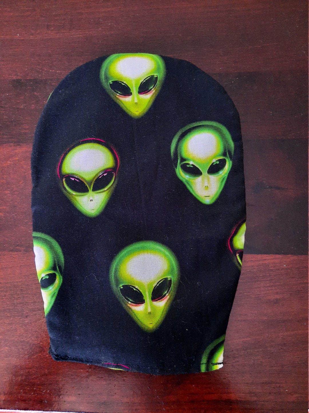 2 in 1 Reversible Stoma Bag Cover. Aliens/black. Open Ended 22cm X 13cm ...